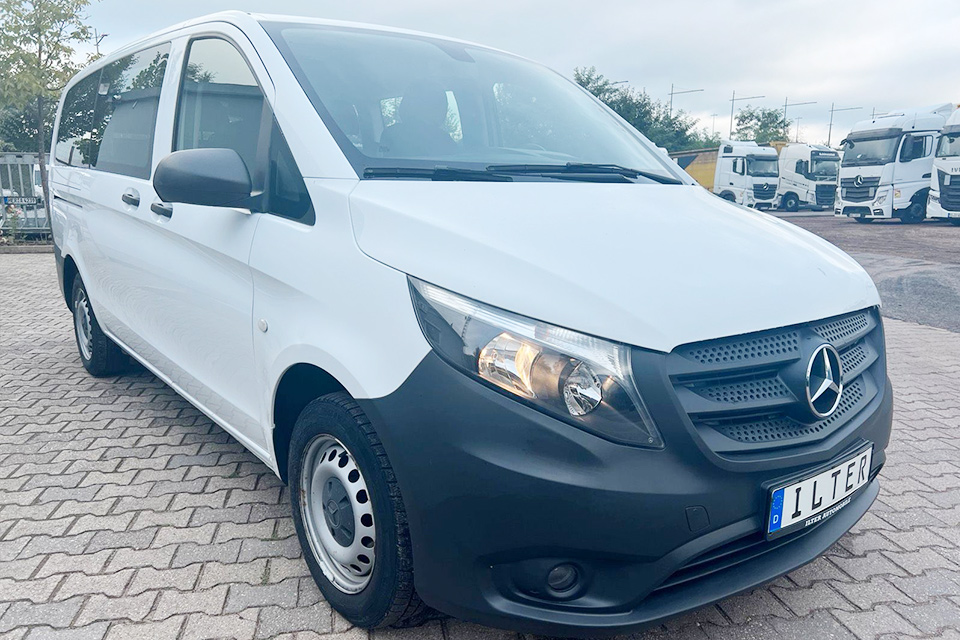 Kleinbus (8- / 9-Sitzer) Mercedes Vito in Herne mieten